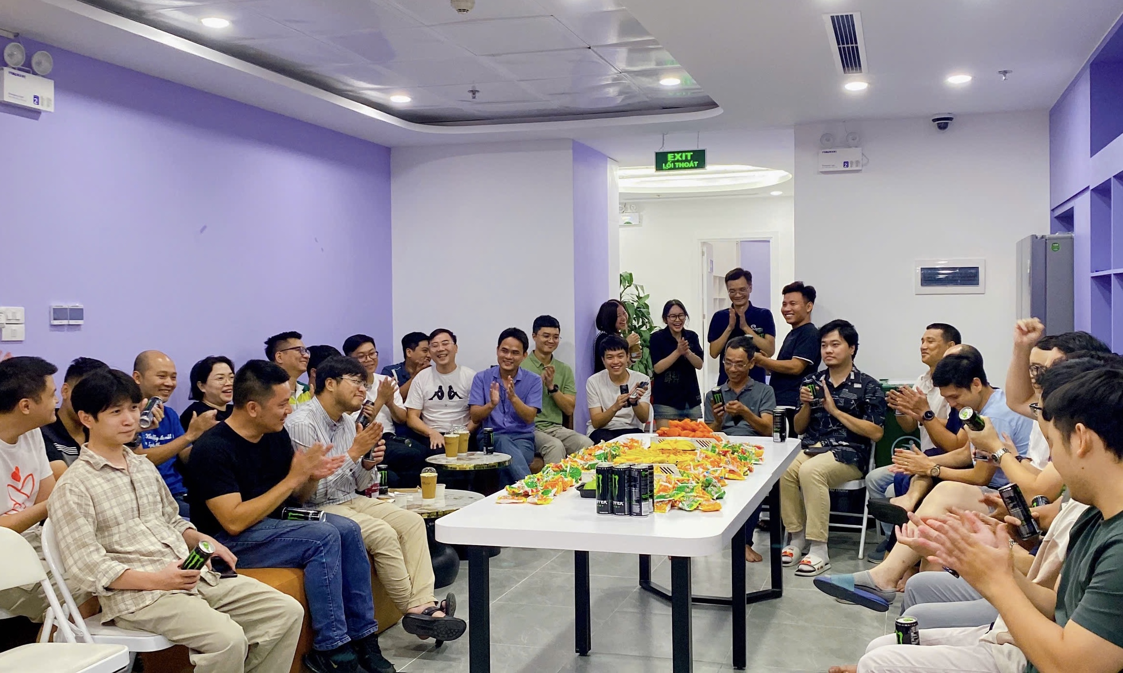 Chị em chung tay tổ chức hoạt động Công ty SAVA mừng ngày Quốc tế đàn ...